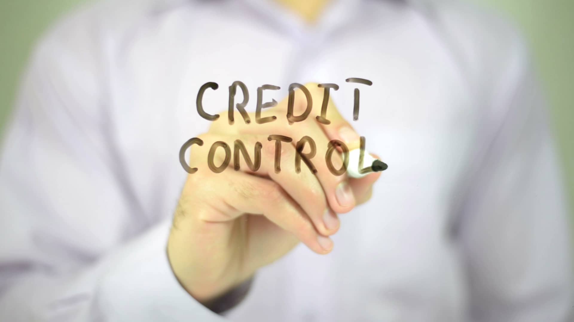 Industry leading Credit and cash flow control